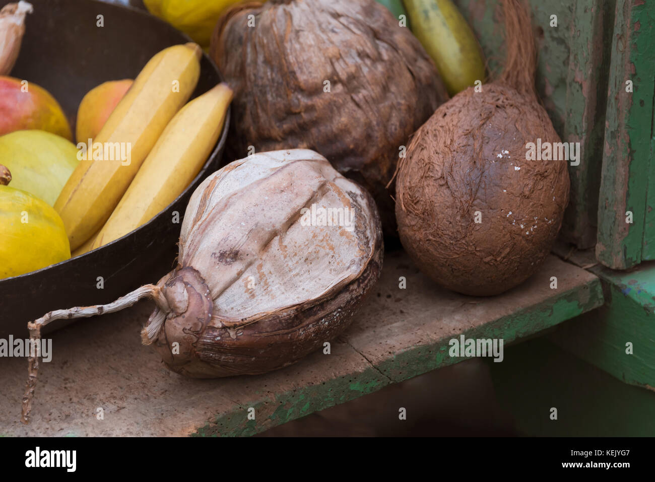 Still life display hi-res stock photography and images - Alamy