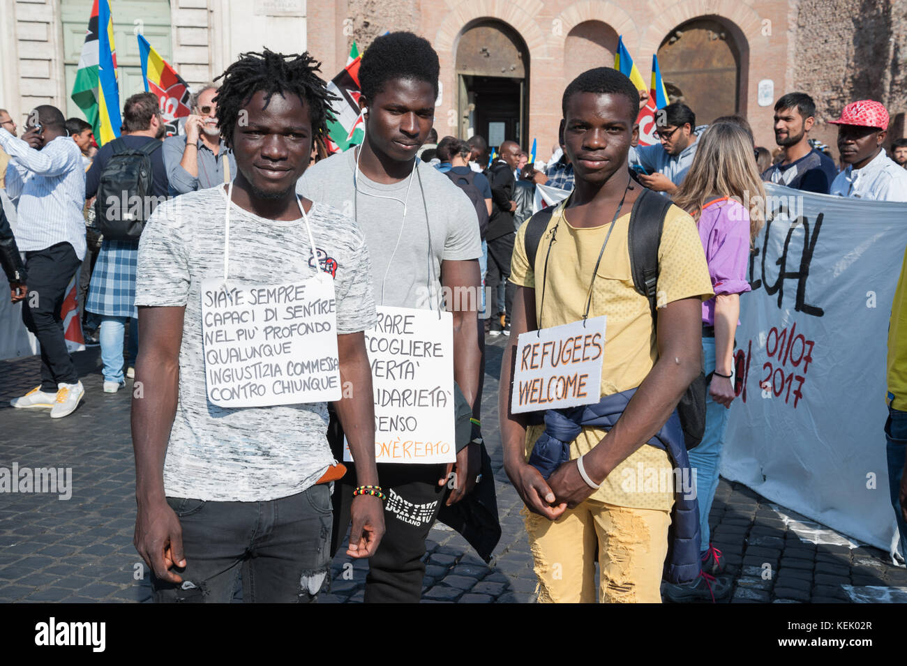 Rome, Italy. 21st Oct, 2017. Thousands of people have expressed in Rome ...