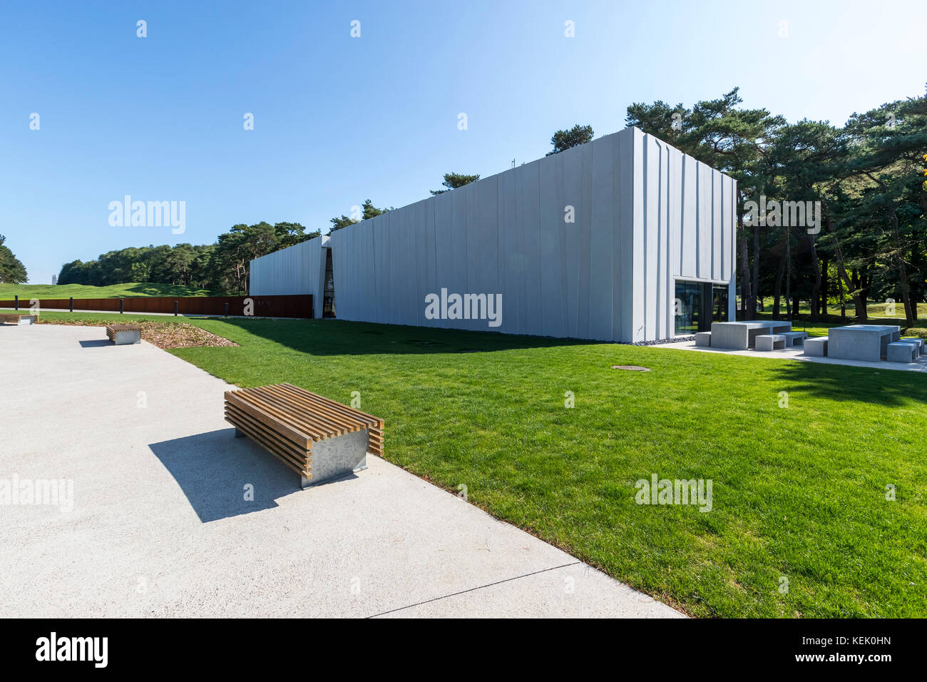 Vimy Ridge Visitor Education Centre, memorial and museum, Route des ...