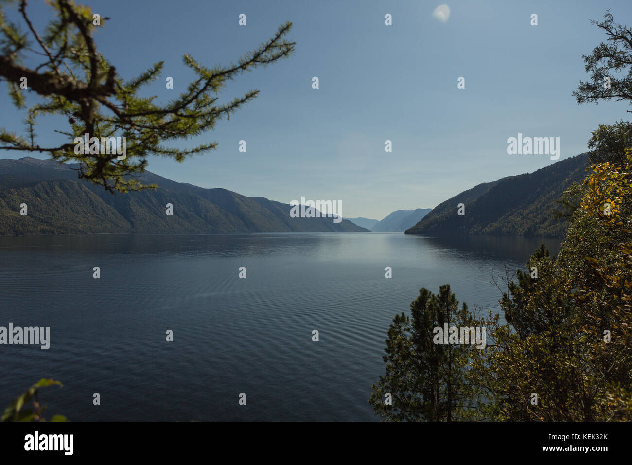 big blue lake when the weather is nice Stock Photo - Alamy