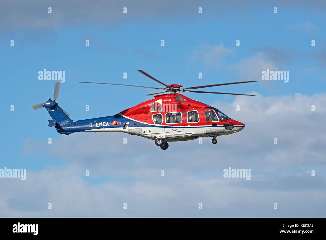 Rotary aircraft hi-res stock photography and images - Alamy