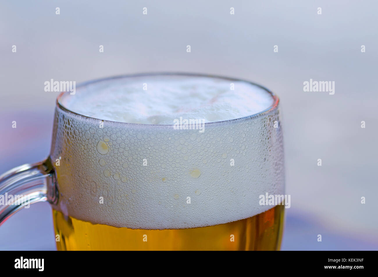 Foam glass hi-res stock photography and images - Alamy