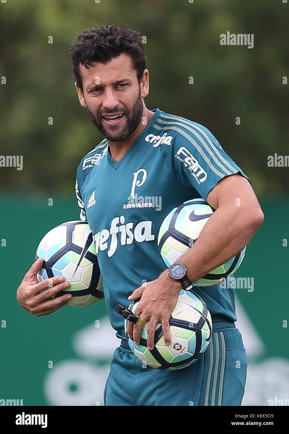 SÃO PAULO, SP - 21.10.2017: TREINO DO PALMEIRAS - The coach Alberto ...