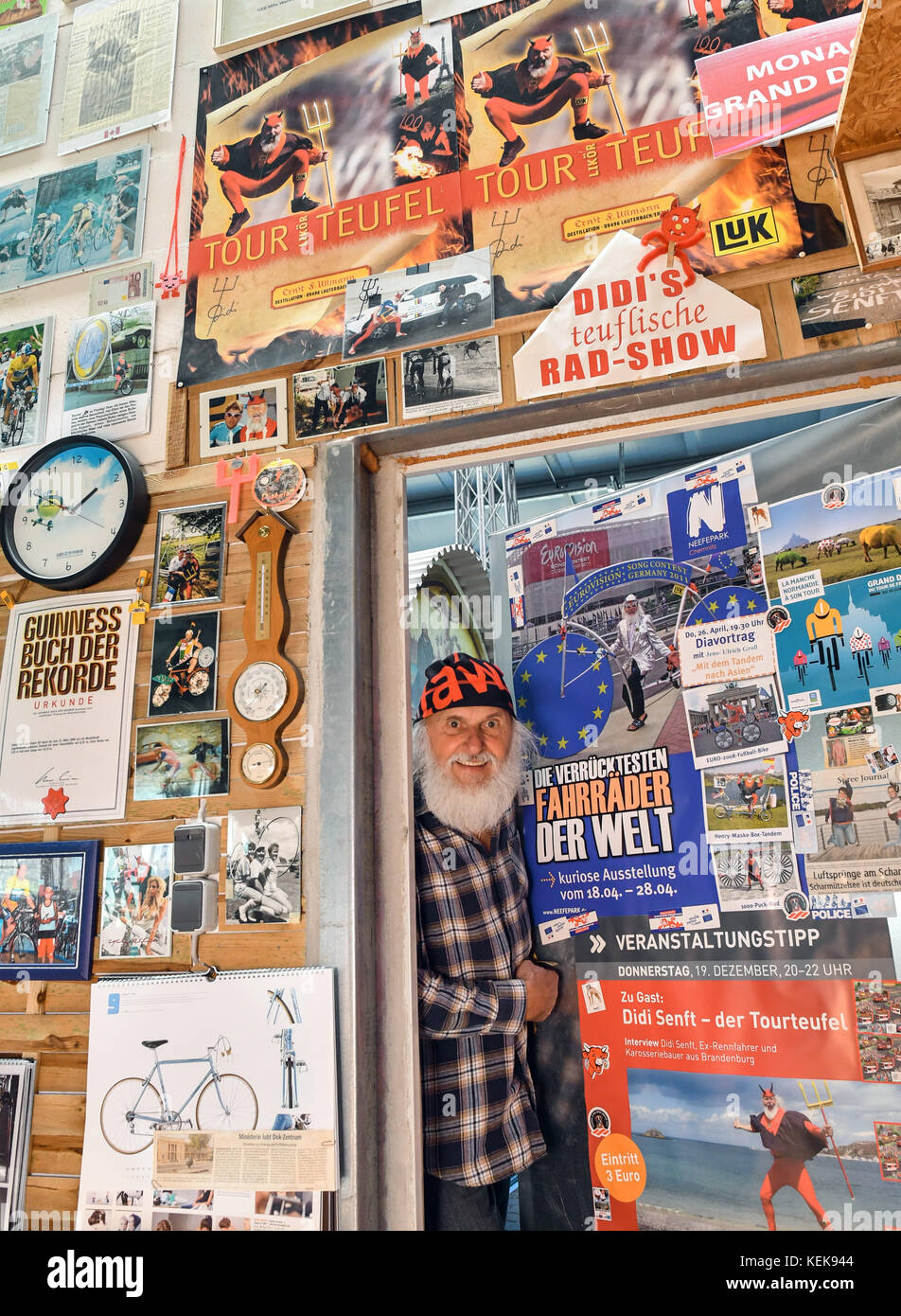 Storkow, Germany. 9th Oct, 2017. Bicycle designer Dieter 'Didi' Senft ...
