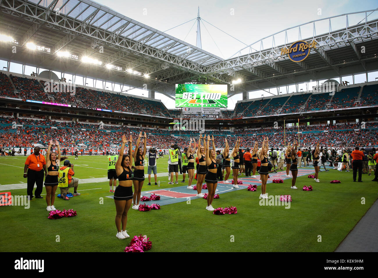 Hard rock stadium miami view hi-res stock photography and images - Alamy