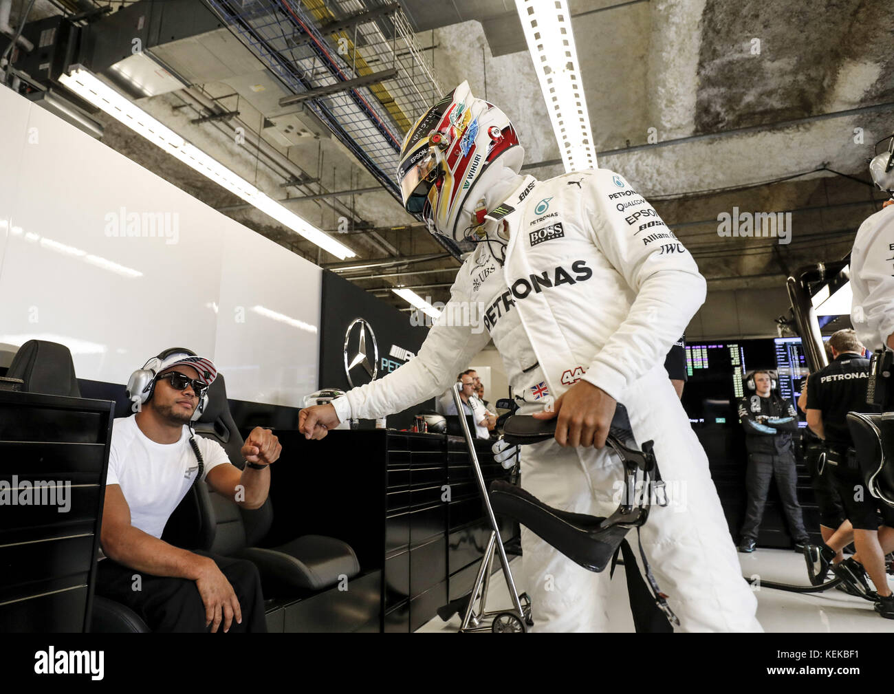 Mercedes amg f1 brother nicolas hamilton hi-res stock photography and ...