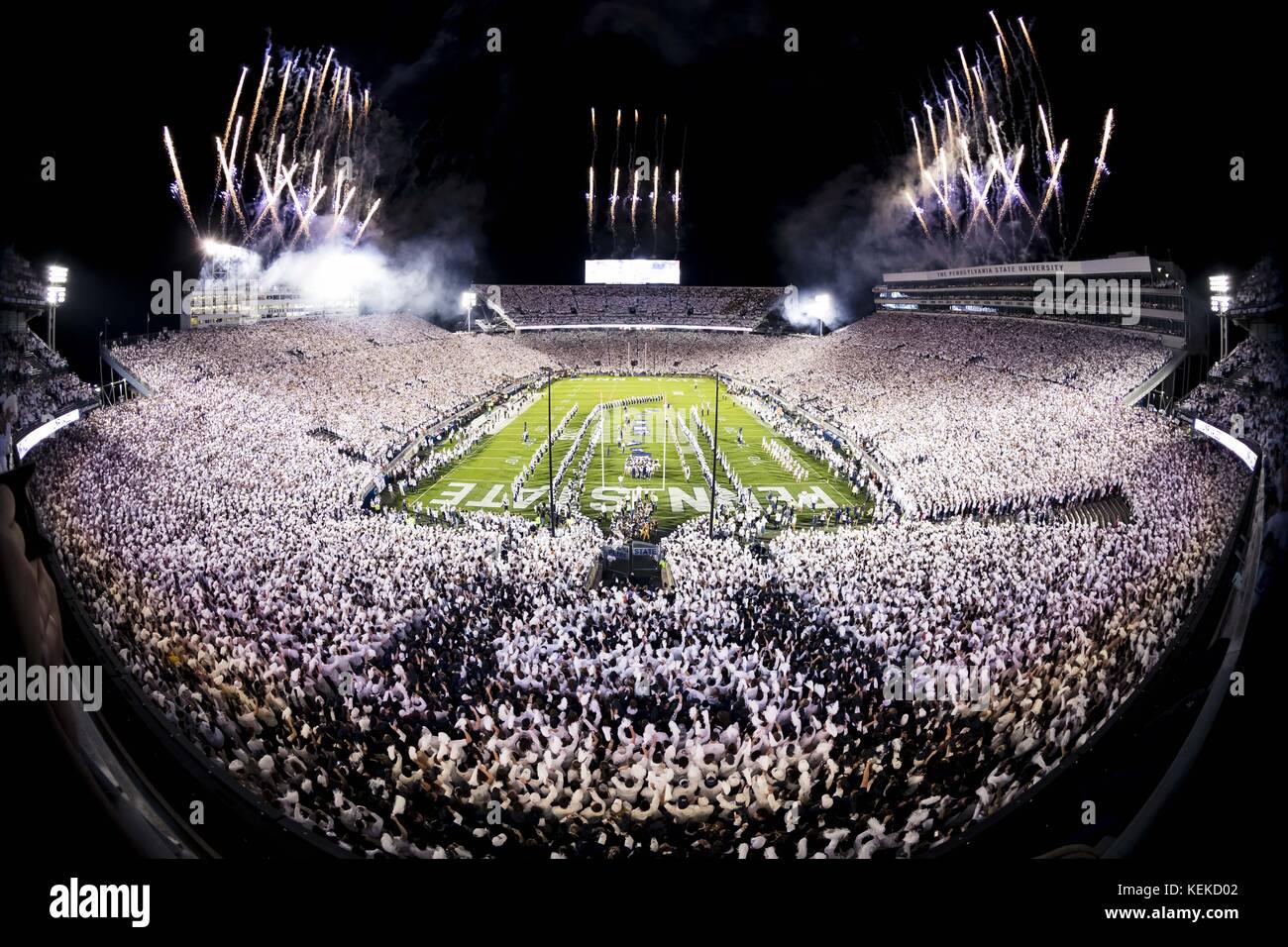 Michigan state football stadium hi-res stock photography and images - Alamy