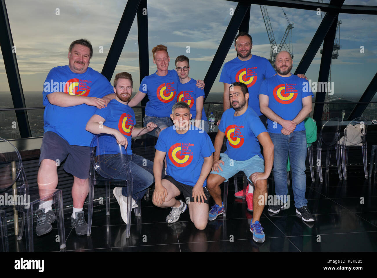 Mens chorus london hi-res stock photography and images - Alamy