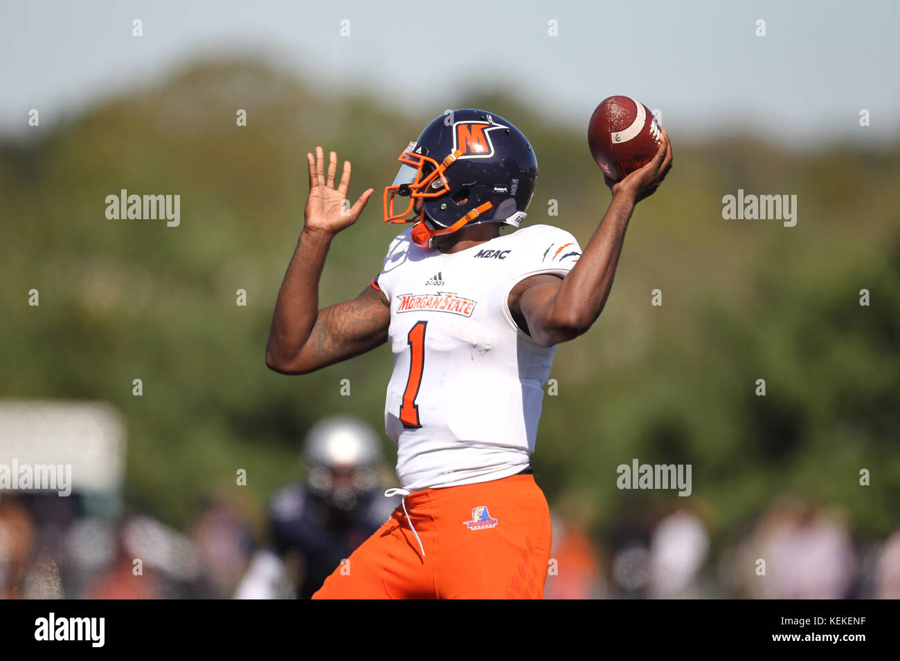 Washington, DC, USA. 21st Oct, 2017. Morgan State Bears quarterback ...