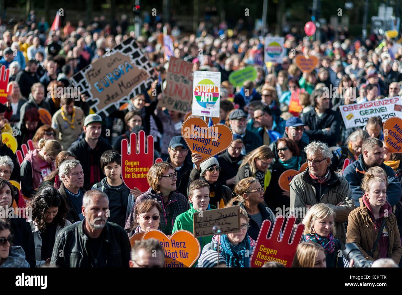 Berlin, Berlin, Germany. 22nd Oct, 2017. Participants of the ...
