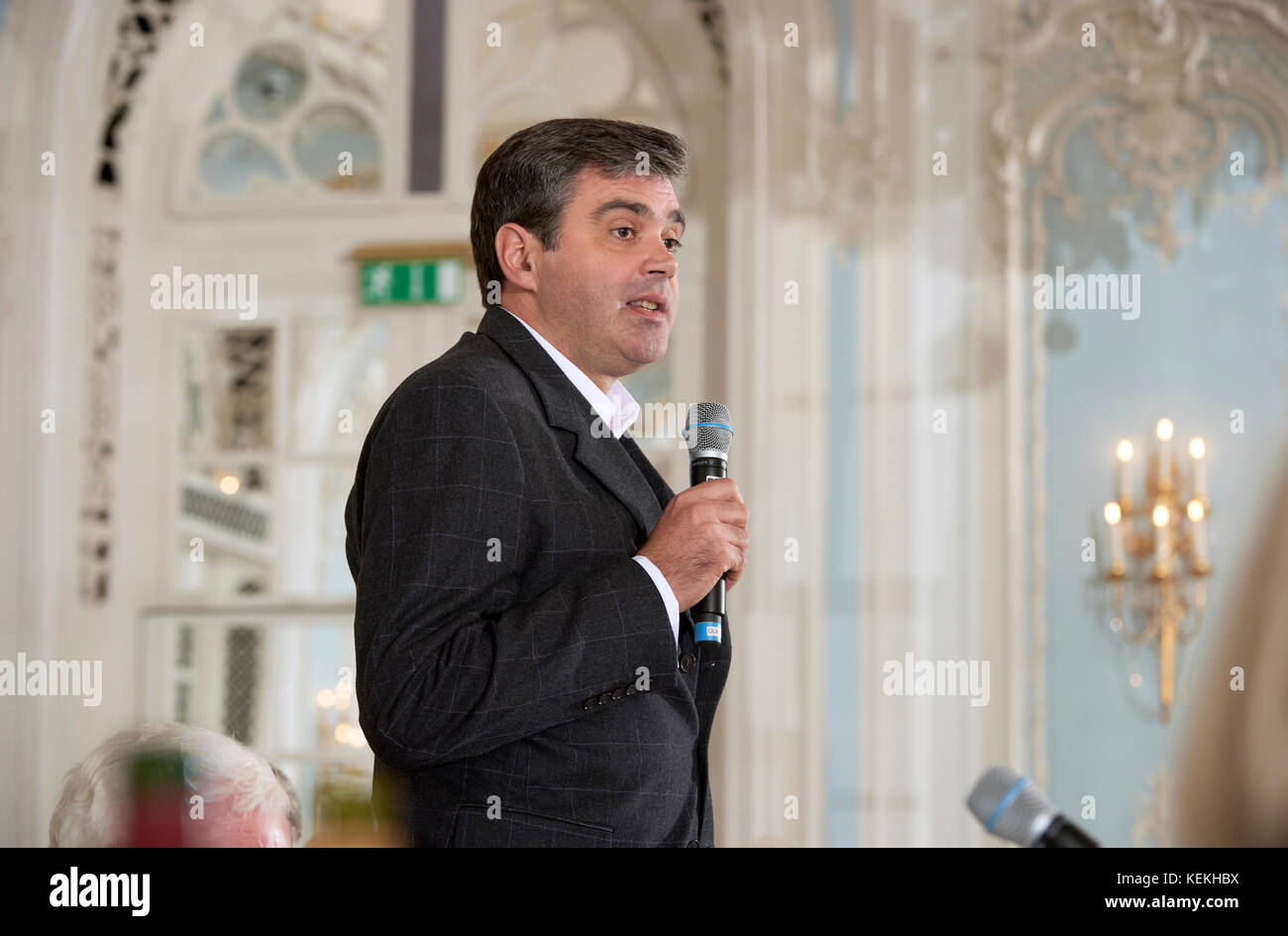 Mark Mason Oldie Literary Lunch 17-10-17 Stock Photo - Alamy