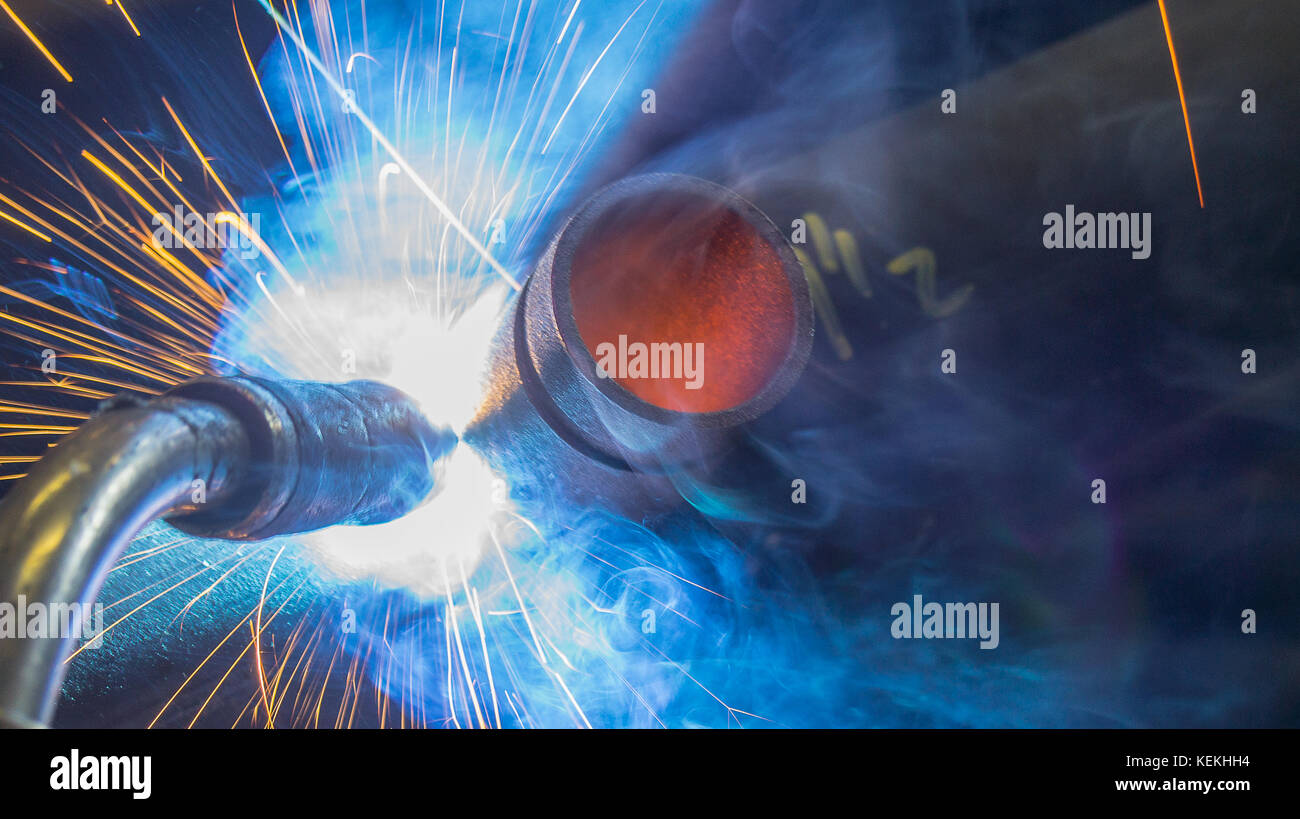 Arc weld torch hi-res stock photography and images - Alamy