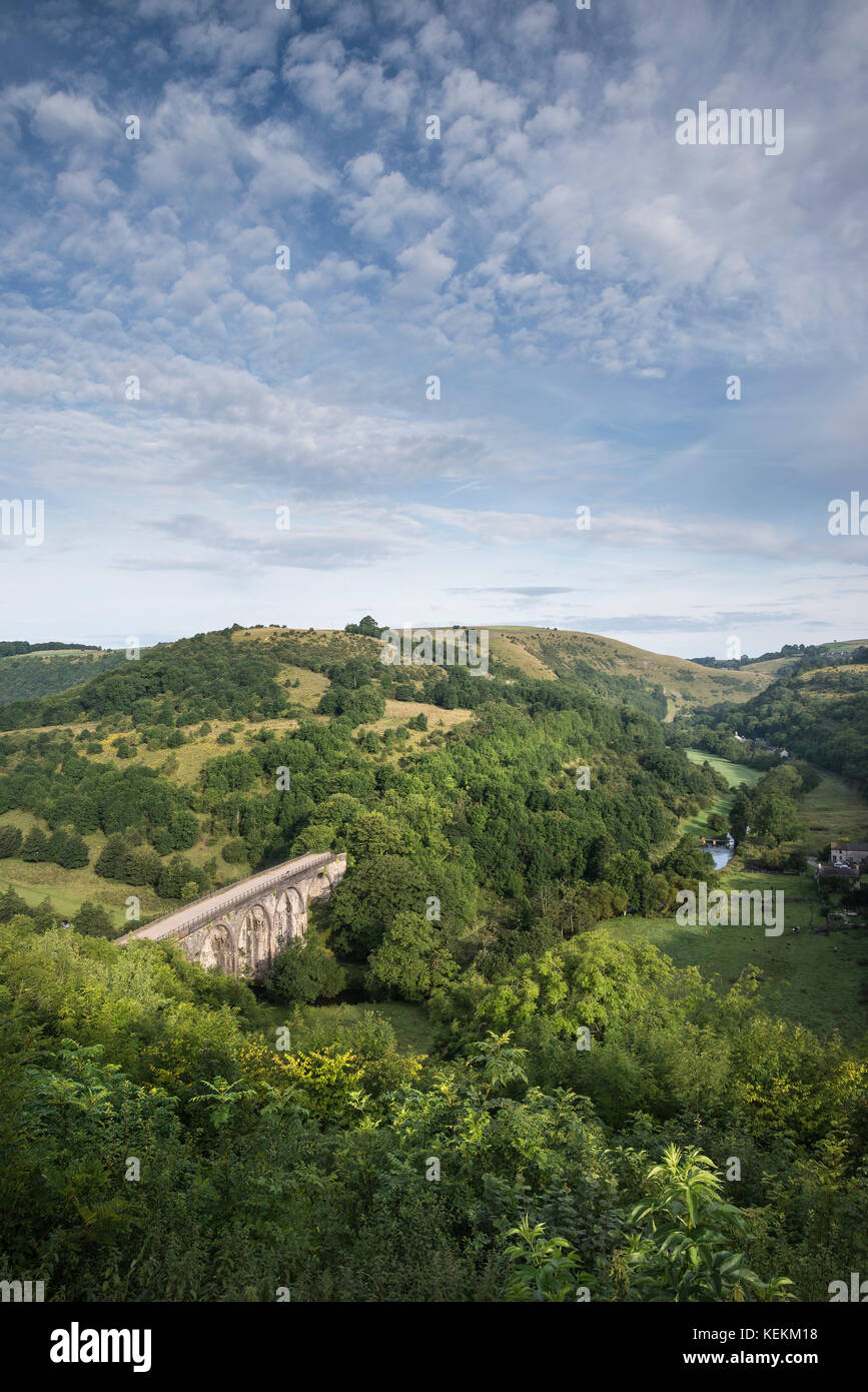 Landscape image of Headstone Viaduct and Monsal Head in Peak District ...