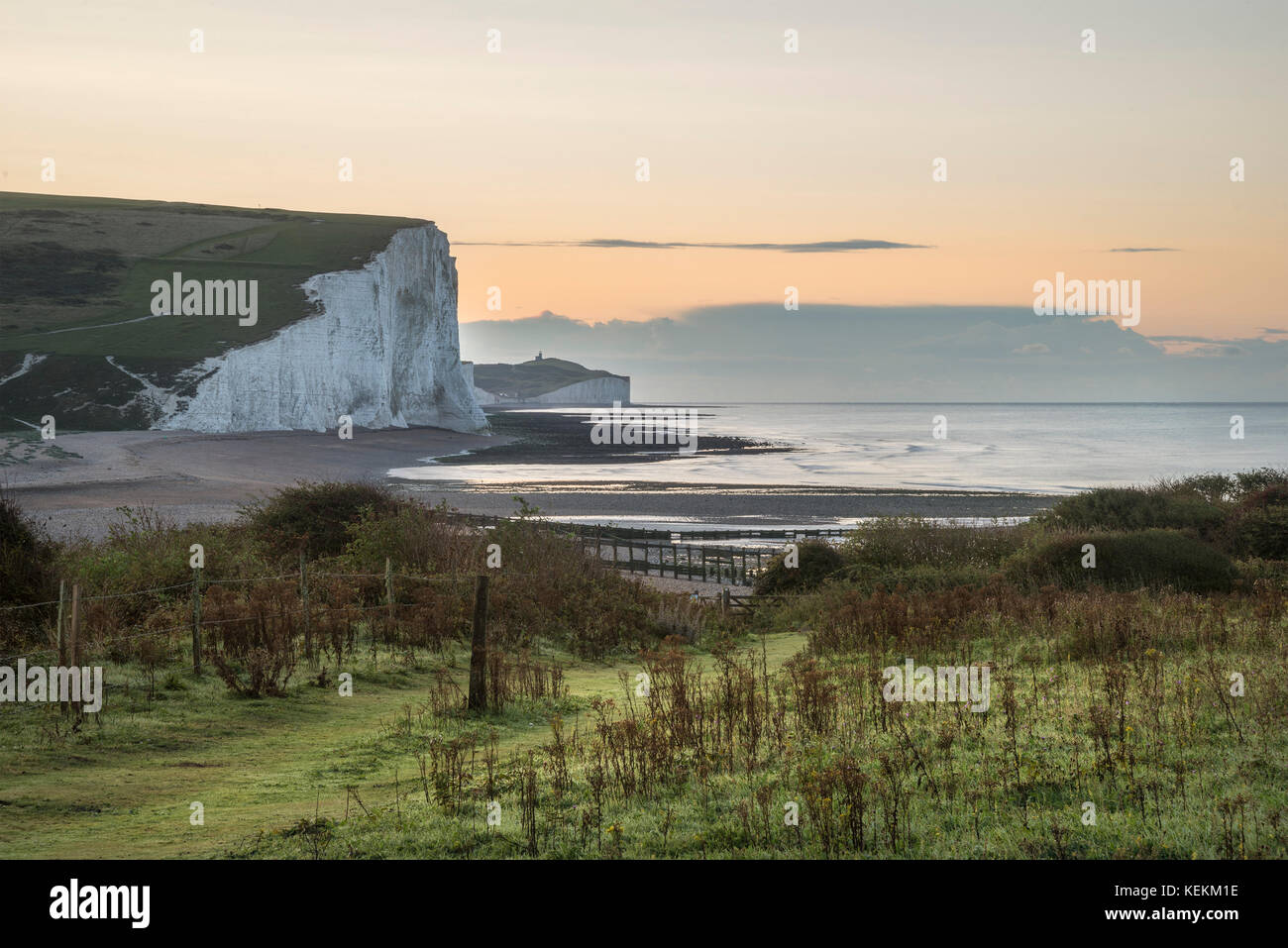 Beautiful sunrise landscape of Seven Sisters cliffs landmark on English ...