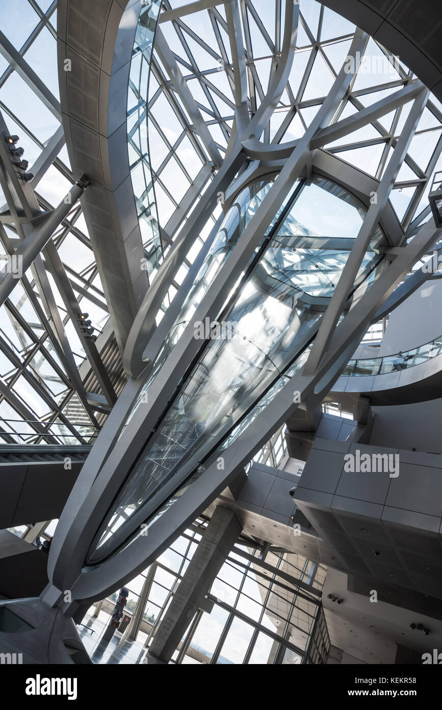 Lyon, Musee des Confluences Stock Photo - Alamy