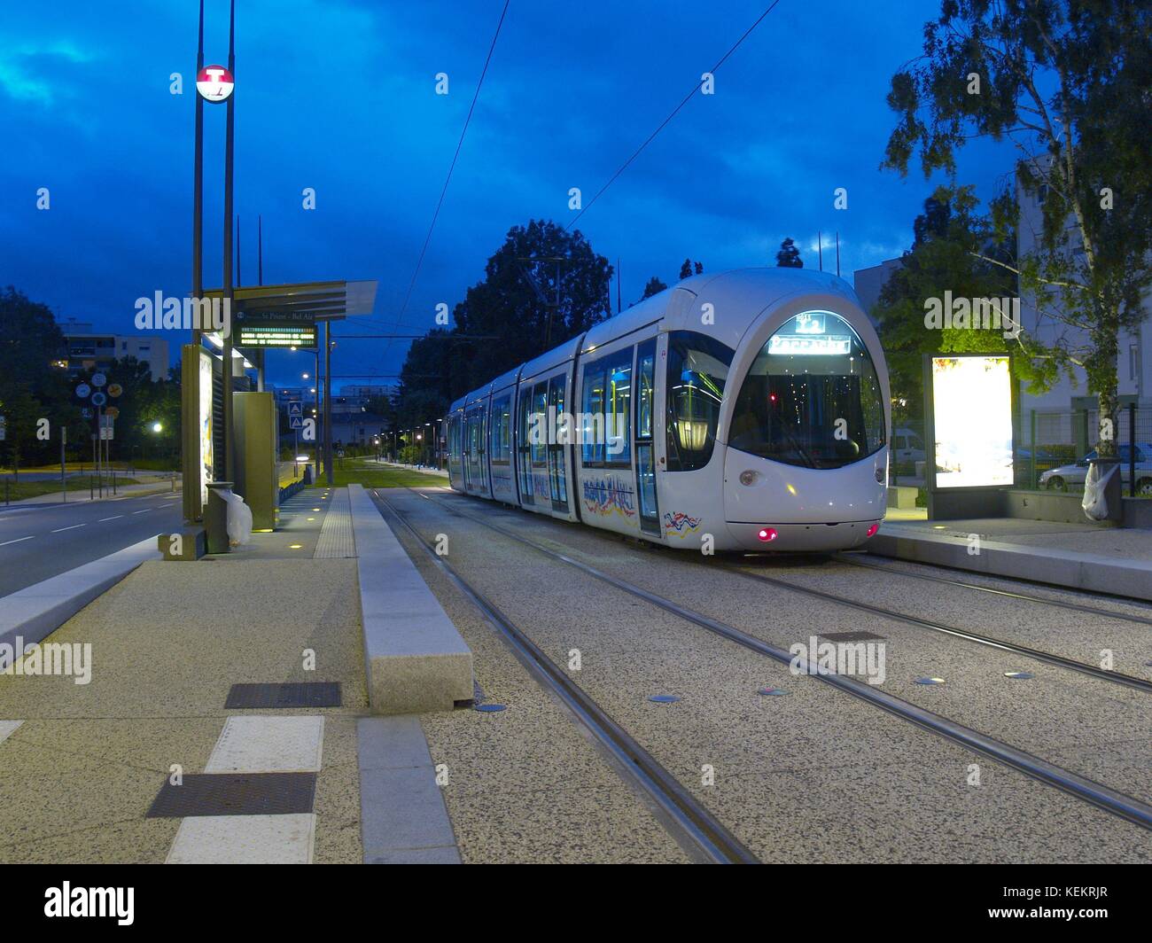 Tramway Lyon, °T2 St.Priest Stock Photo - Alamy