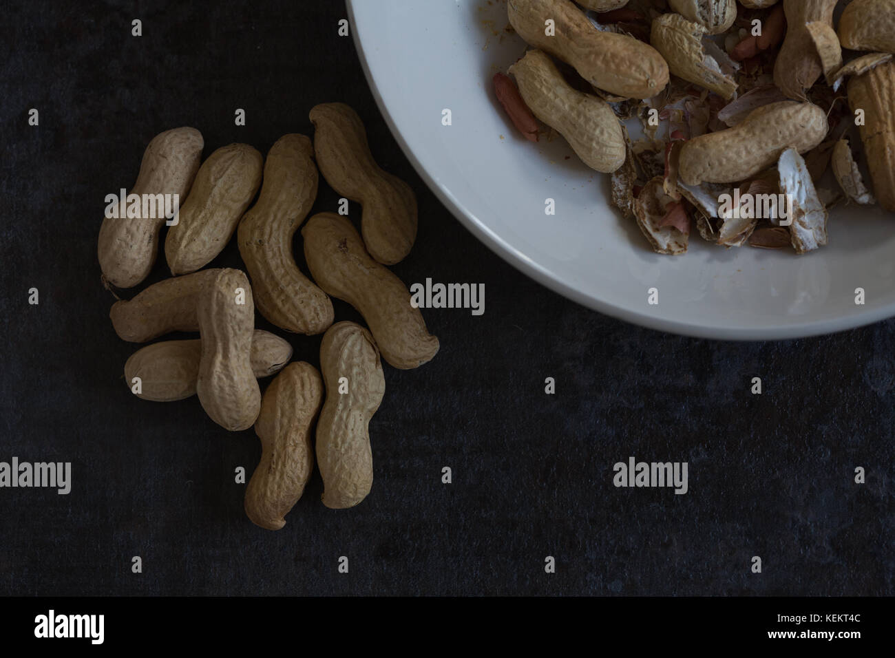 Skin allergy to peanuts hi-res stock photography and images - Alamy