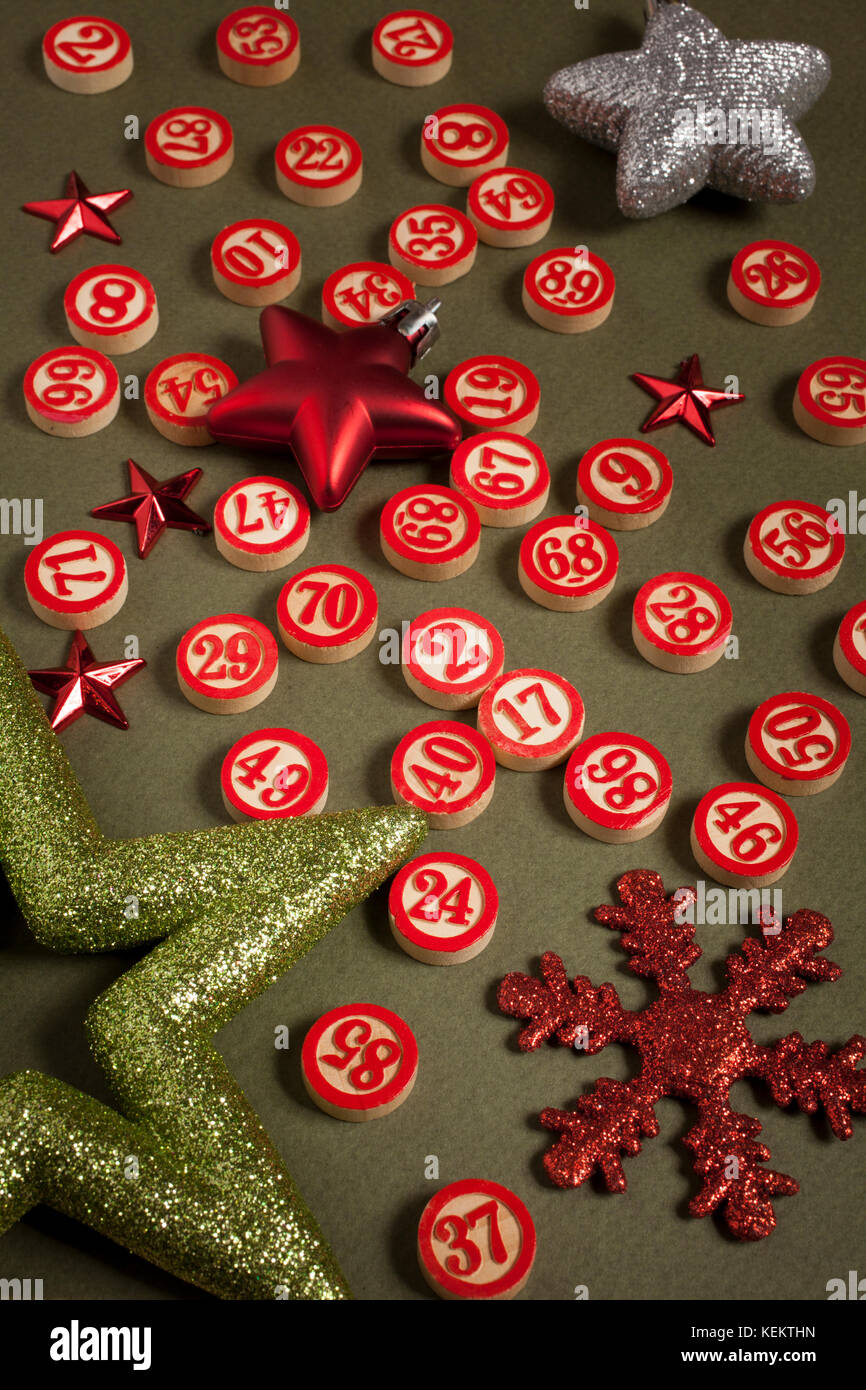 christmas bingo numbers and decorations Stock Photo - Alamy