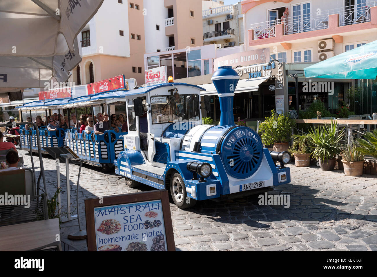 Blue people mover hi-res stock photography and images - Alamy