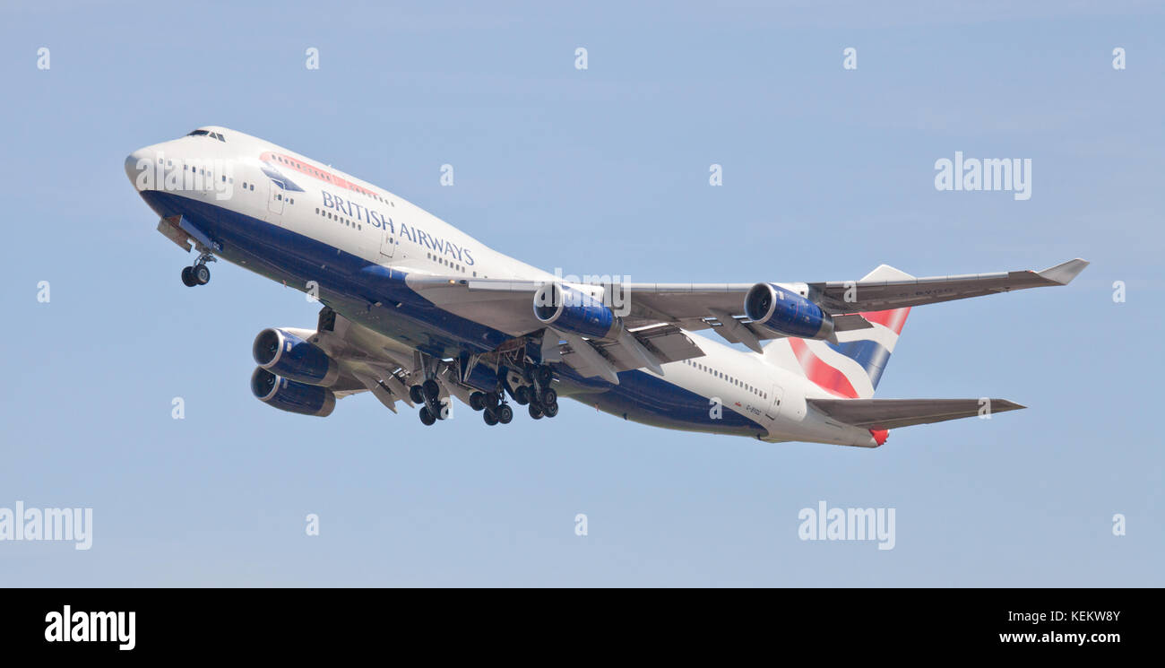 British airways boeing 747 436 taking off from heathrow airport hi-res ...