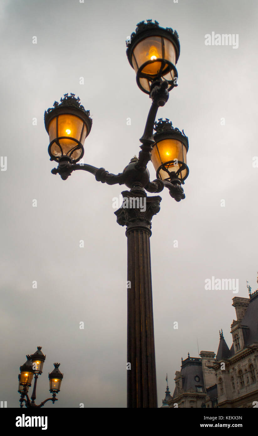 Parisian light pole hi-res stock photography and images - Alamy