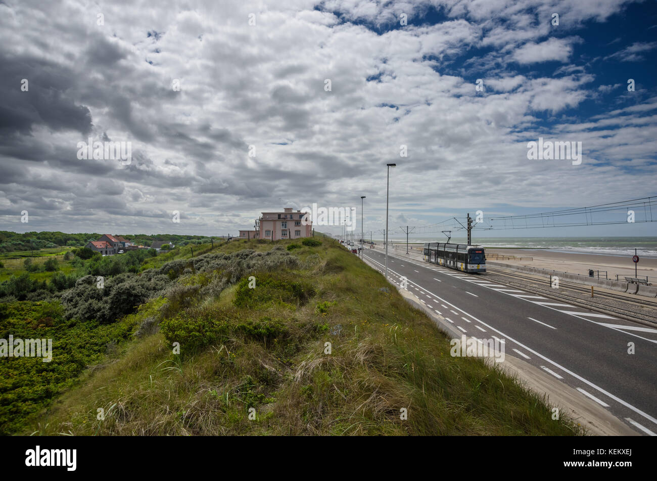 Belgien, Kusttram - Belgum, Coastal Tram Stock Photo - Alamy