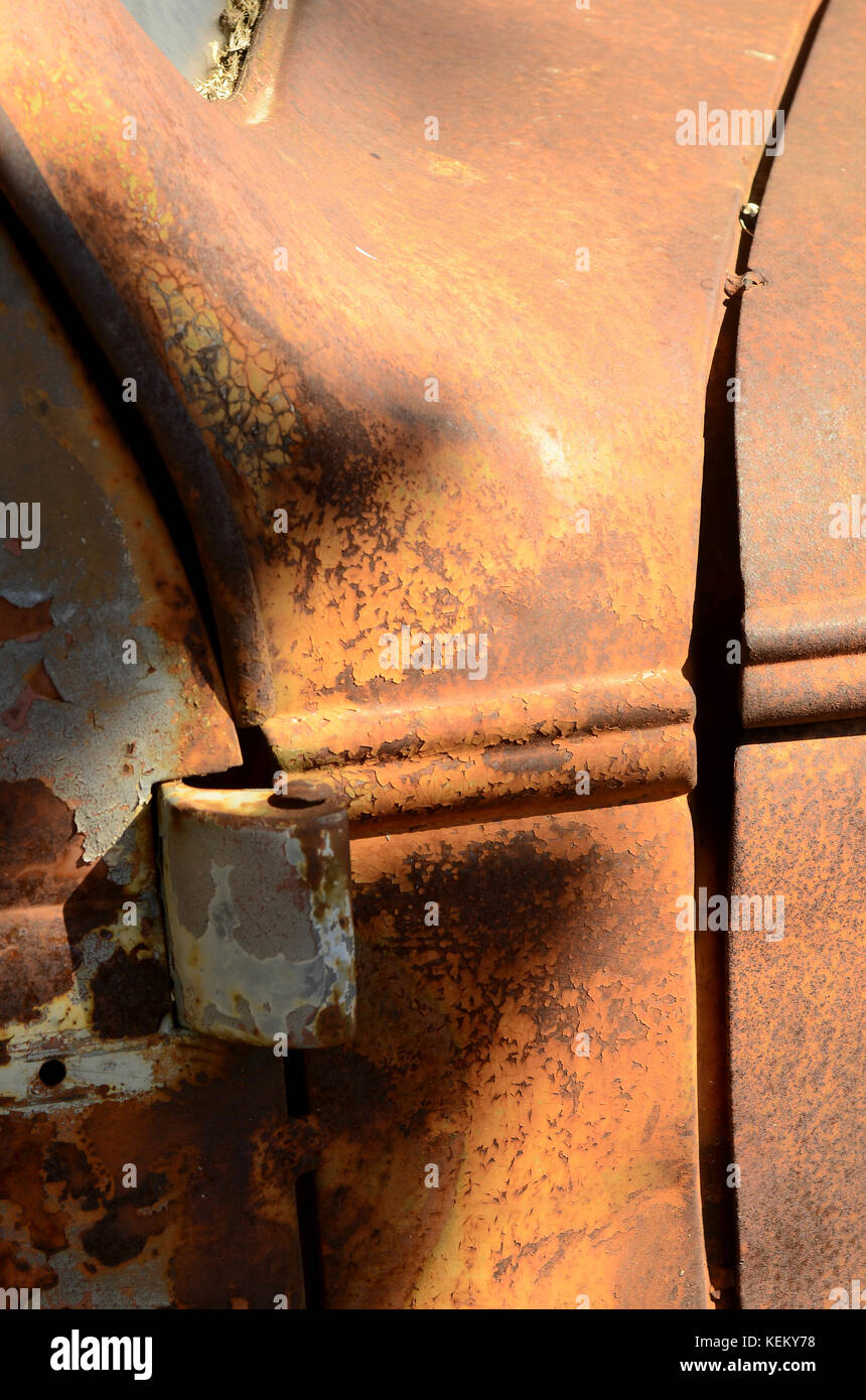 rusty vintage automobile Stock Photo - Alamy