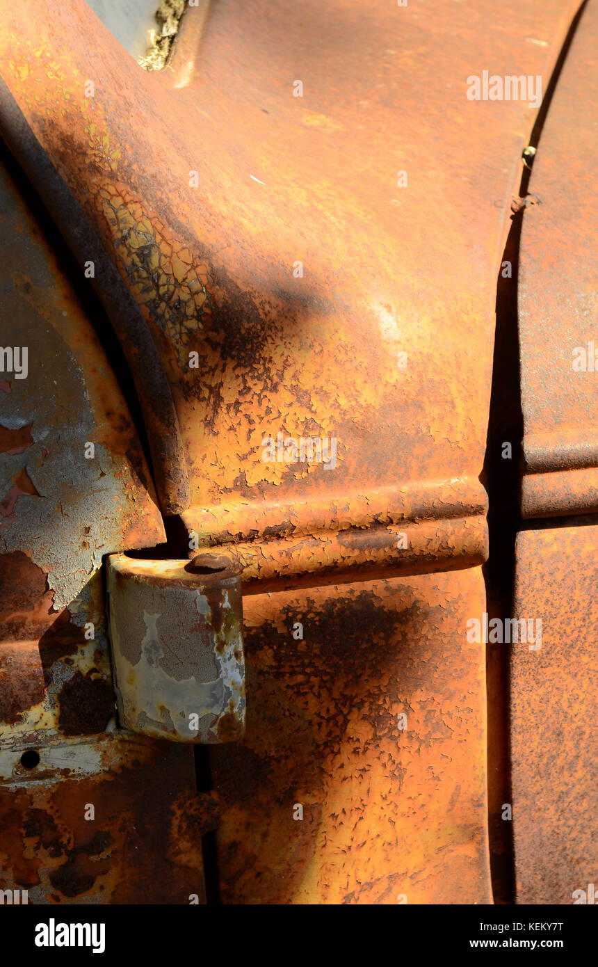 rusty vintage automobile Stock Photo - Alamy