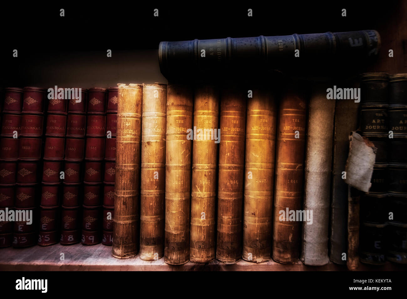 Book spines hi-res stock photography and images - Alamy