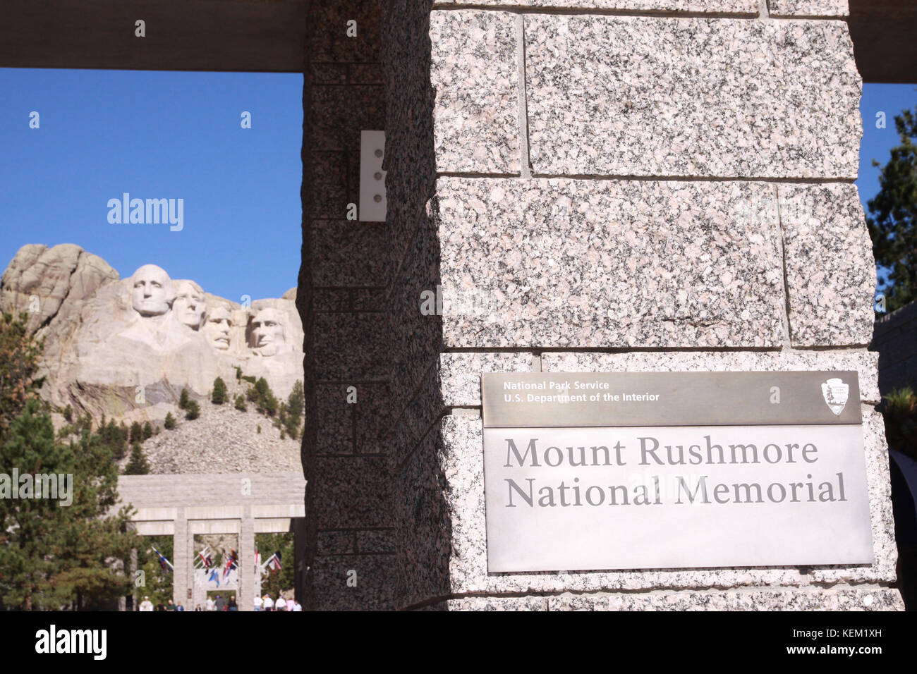 Mt rushmore visitors center hi-res stock photography and images - Alamy
