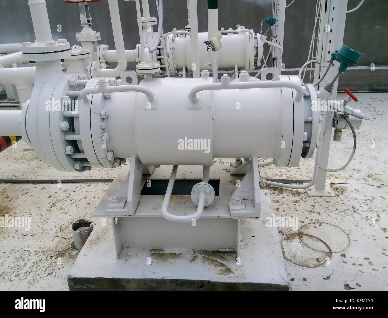 The pump for pumping hot products of oil refining. Equipment refinery ...