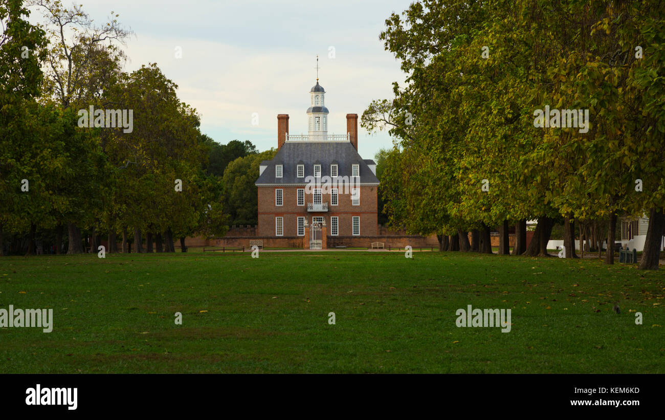Capitol building colonial williamsburg hi-res stock photography and ...