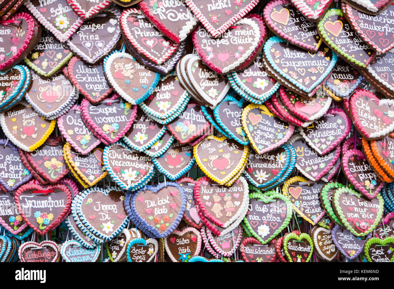 Gingerbread hearts sold on the Oktoberfest in Munich Stock Photo - Alamy