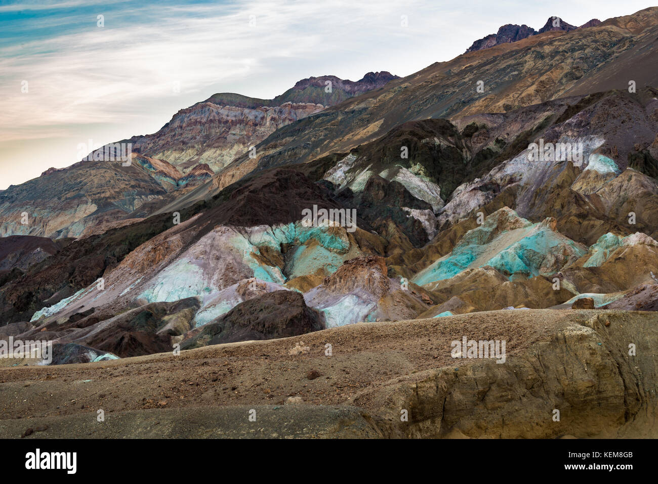 Spectacular Artists's Palette in Death Valley National Park, California ...