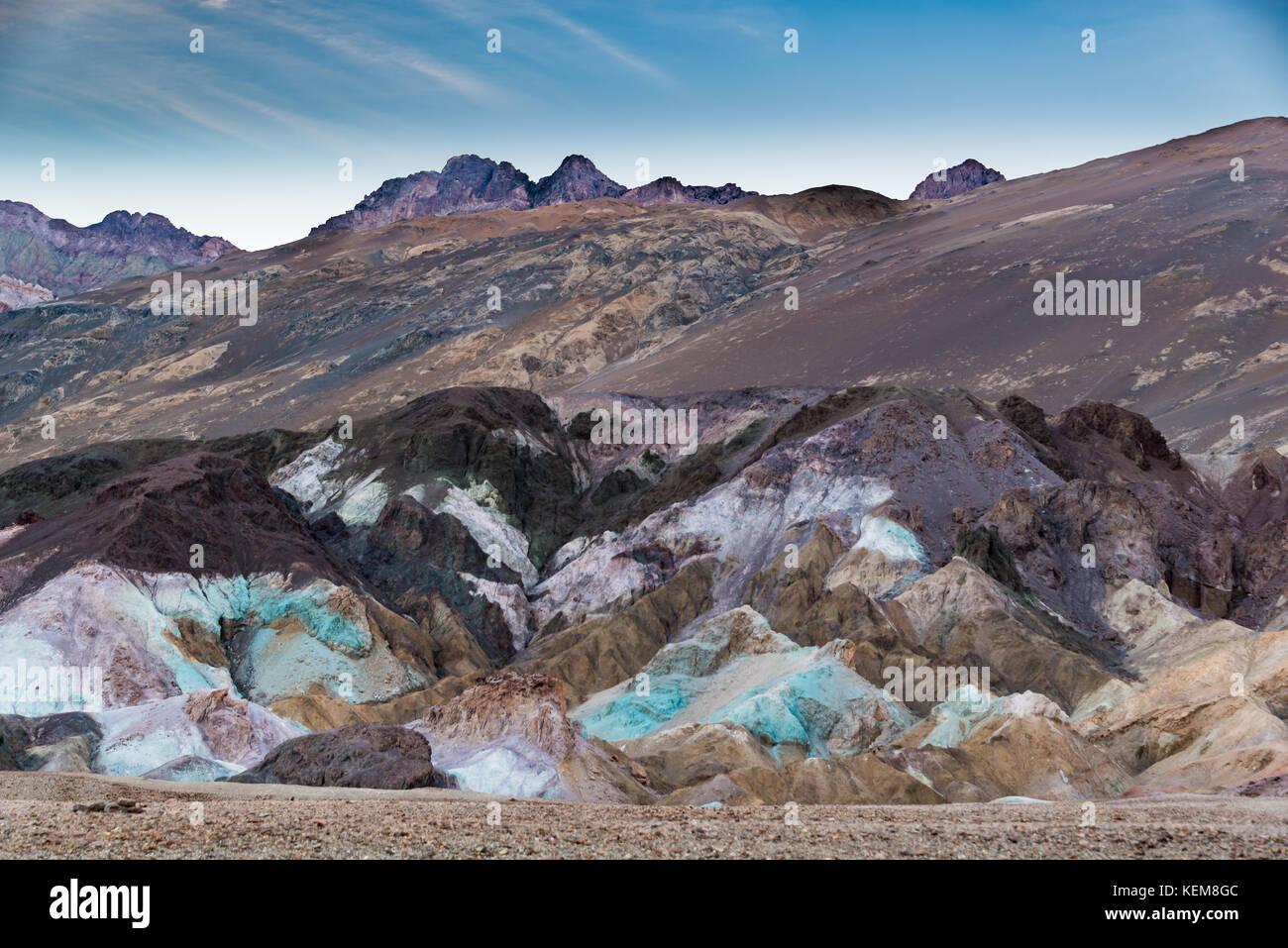 Spectacular Artists's Palette in Death Valley National Park, California ...
