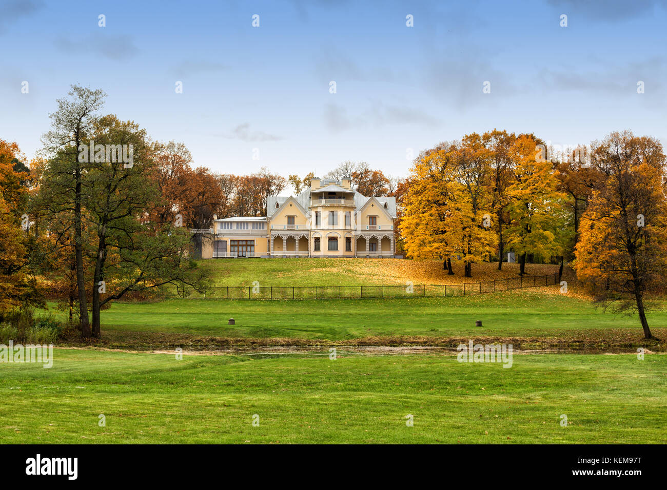 SAINT-PETERSBURG, RUSSIA - OCTOBER 20, 2017: Imperial Palace-Cottage in ...