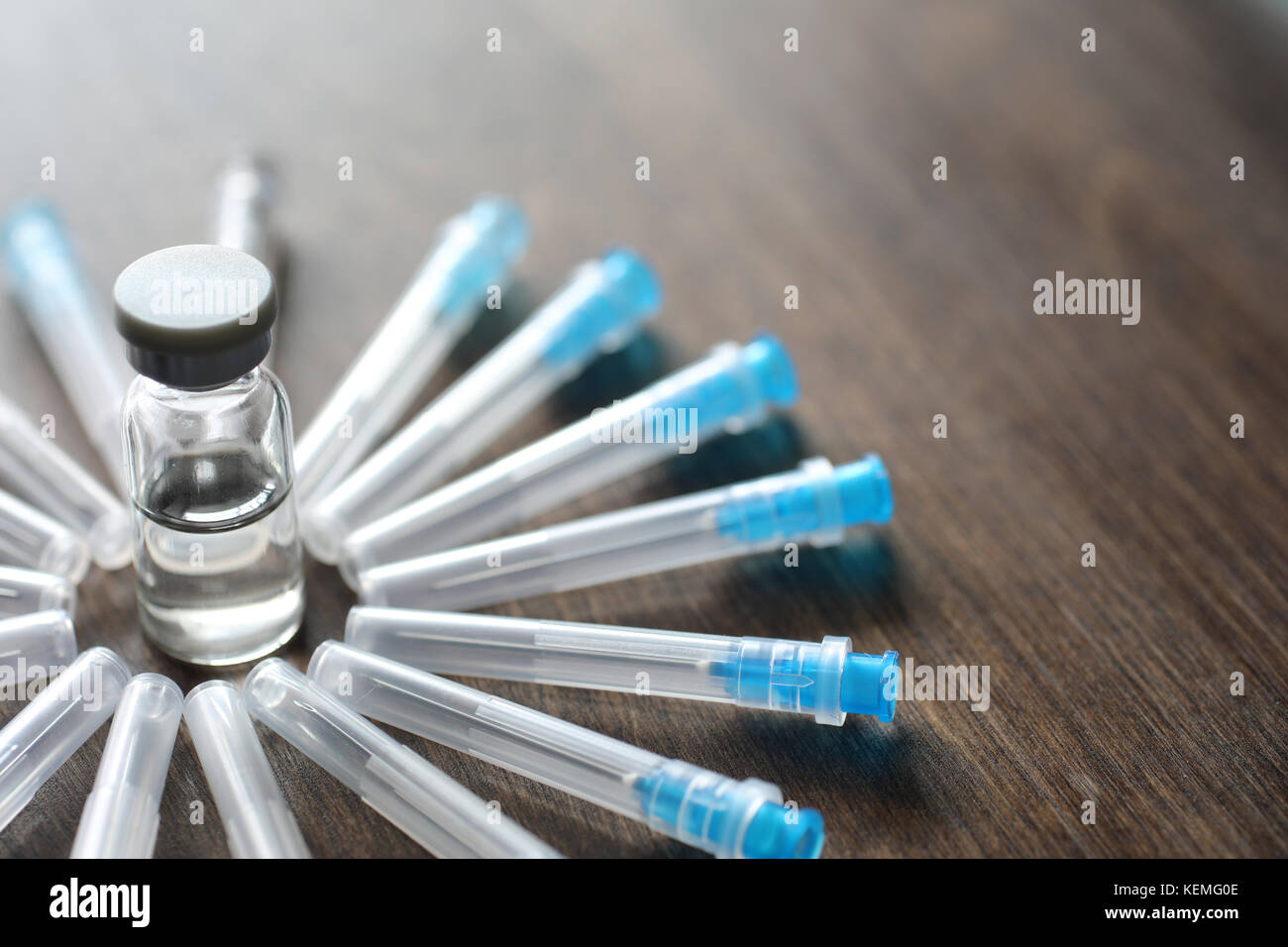 Ampoule and needles from a medical syringe Stock Photo - Alamy