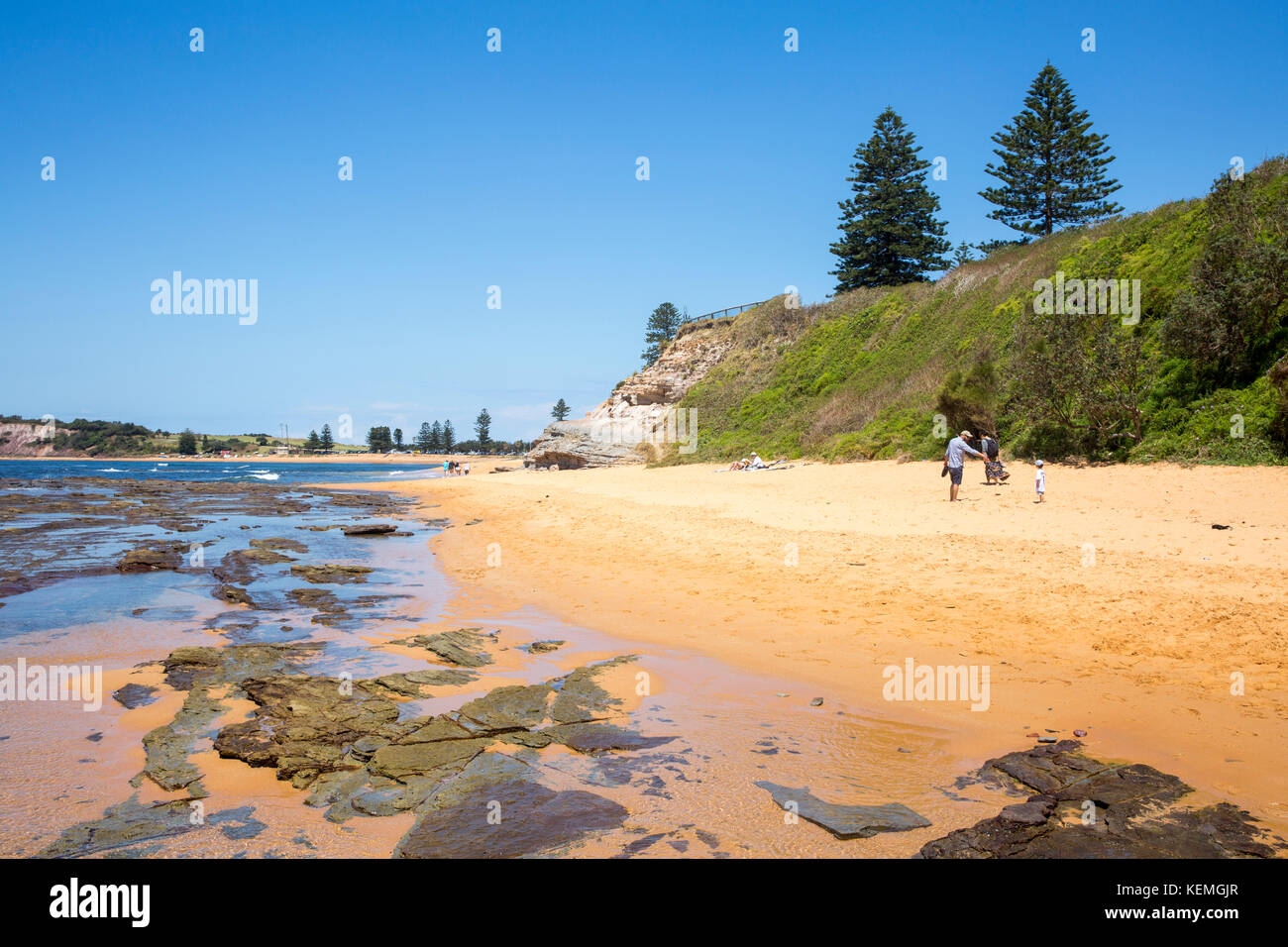 Collaroy beach at Long reef acquatic reserve on Sydney northern beaches ...