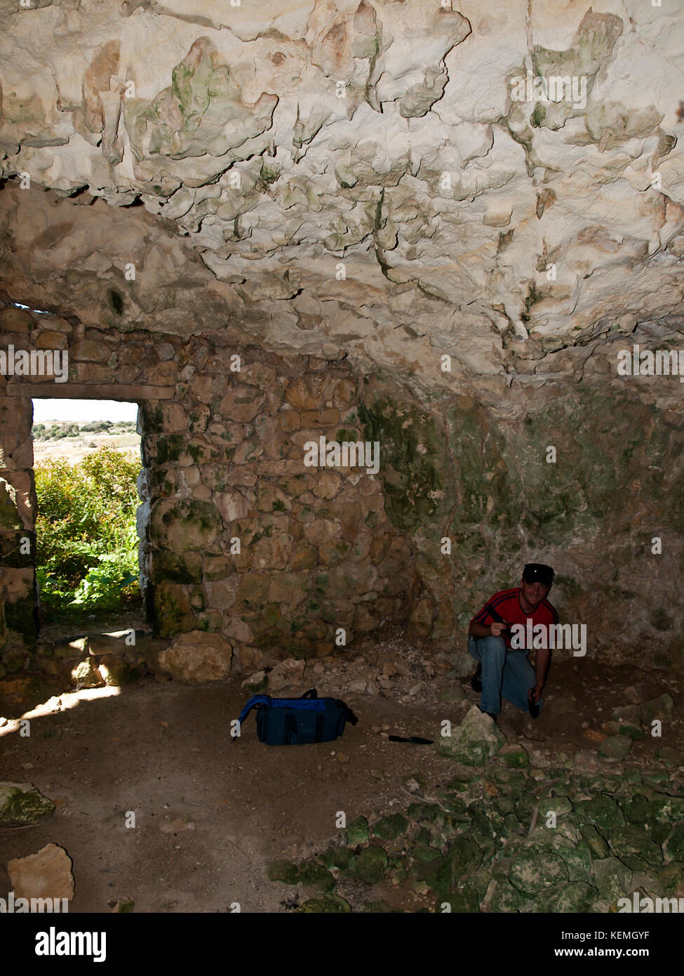 Troglodyte Dwelling Stock Photos & Troglodyte Dwelling Stock Images - Alamy