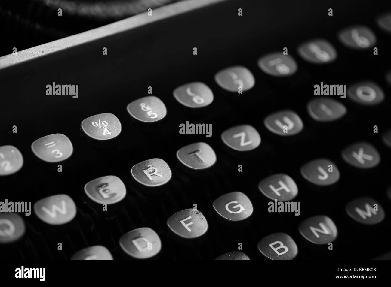 Keys with letters on an old typewriter Stock Photo - Alamy
