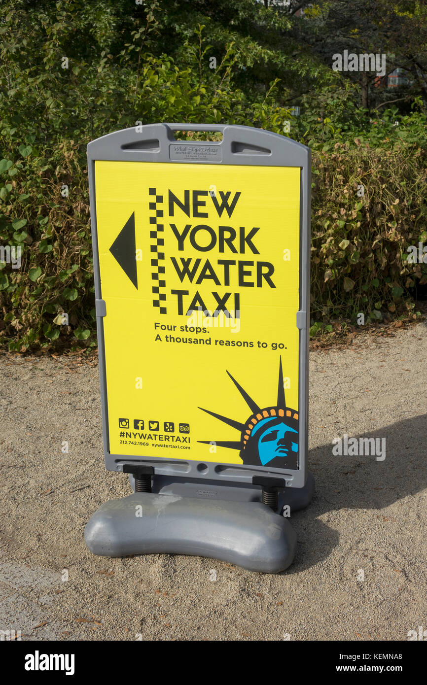 New york water taxi hi-res stock photography and images - Alamy