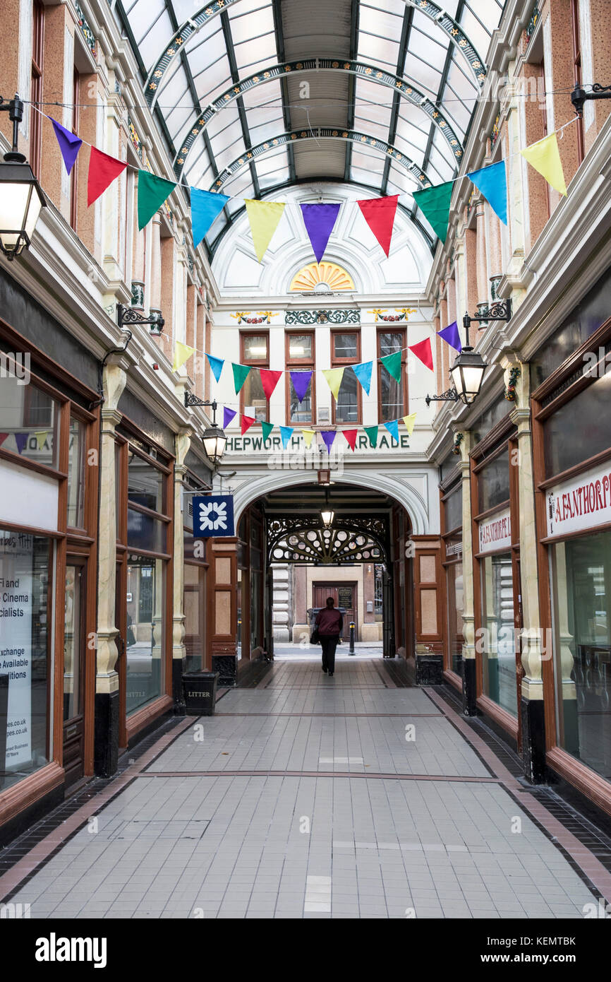 The hepworth arcade hi-res stock photography and images - Alamy