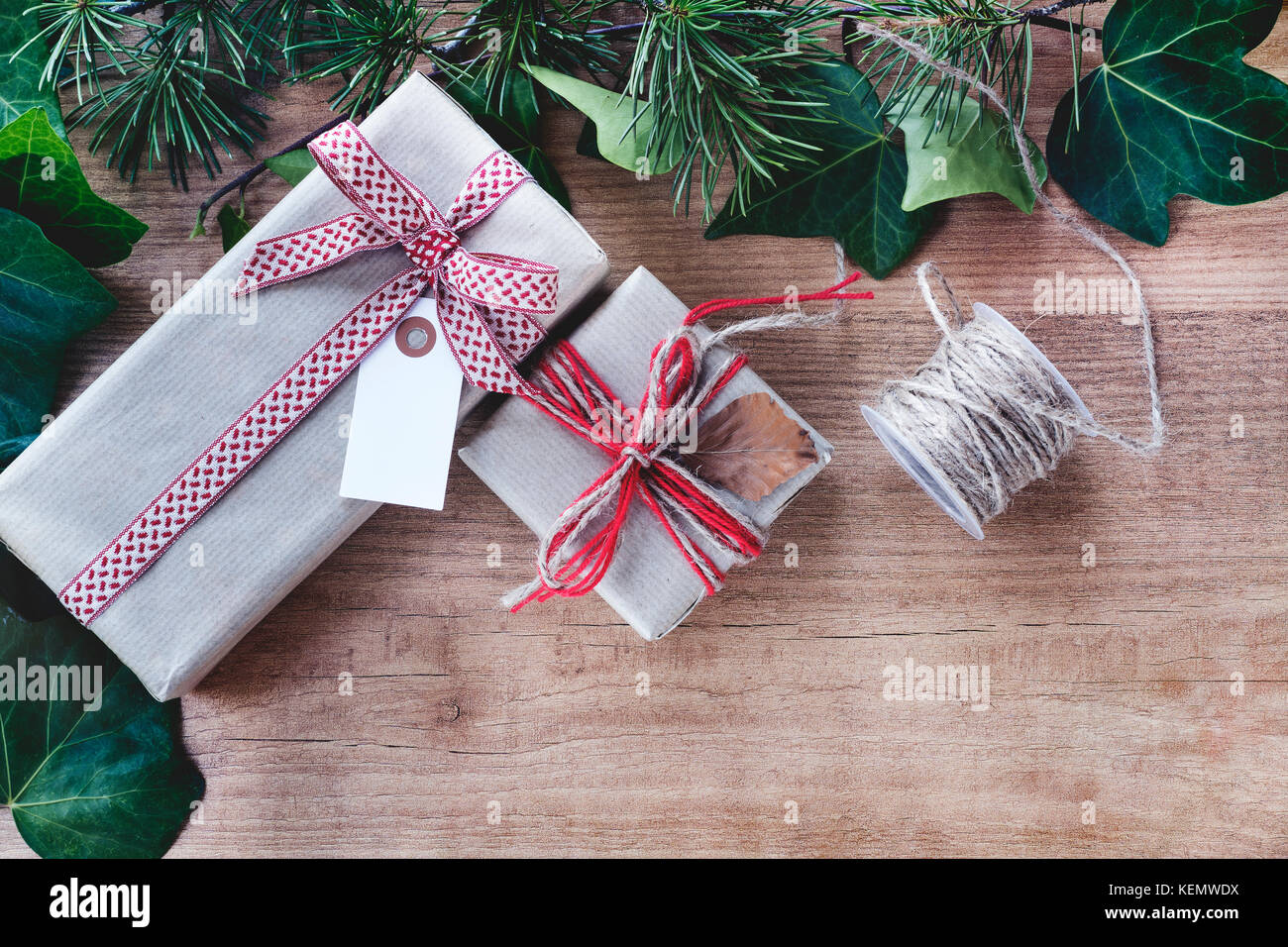 Border from ivy leaves and fir tree branches, with rustic Christmas ...
