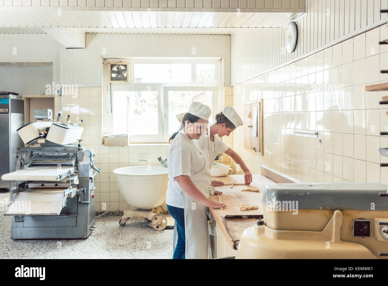 Wide view of bread production in bakery Stock Photo - Alamy