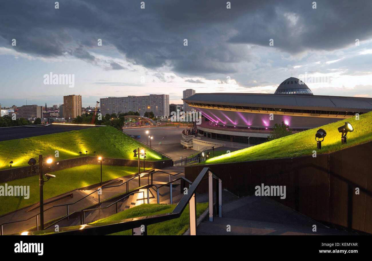 Night view of the International Conference Centre in Katowice Stock ...