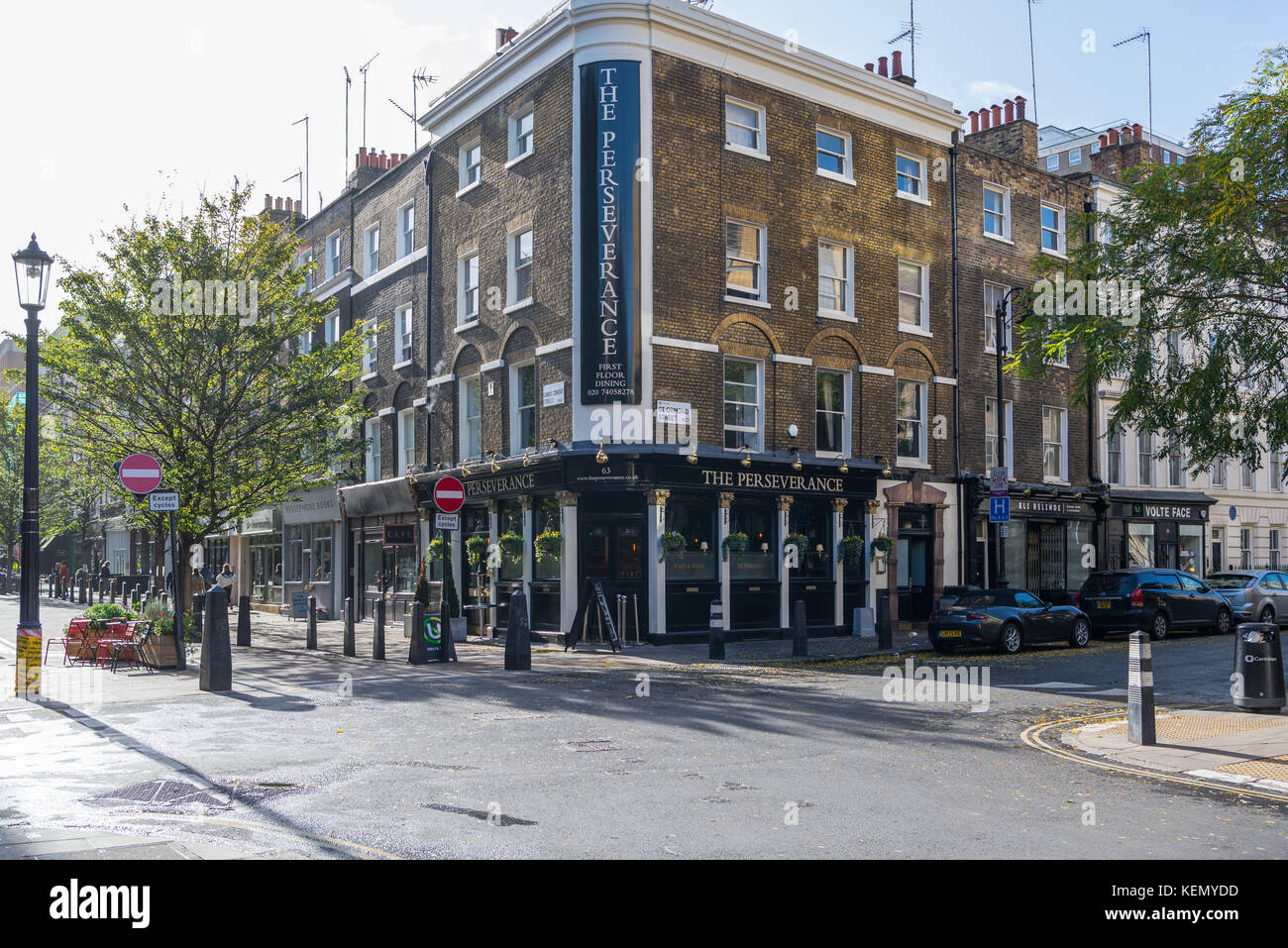 Lambs conduit street london hi-res stock photography and images - Alamy