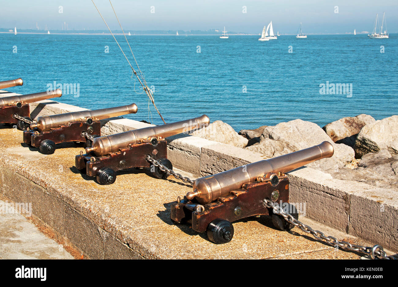 Royal yacht squadron yachts hi-res stock photography and images - Alamy