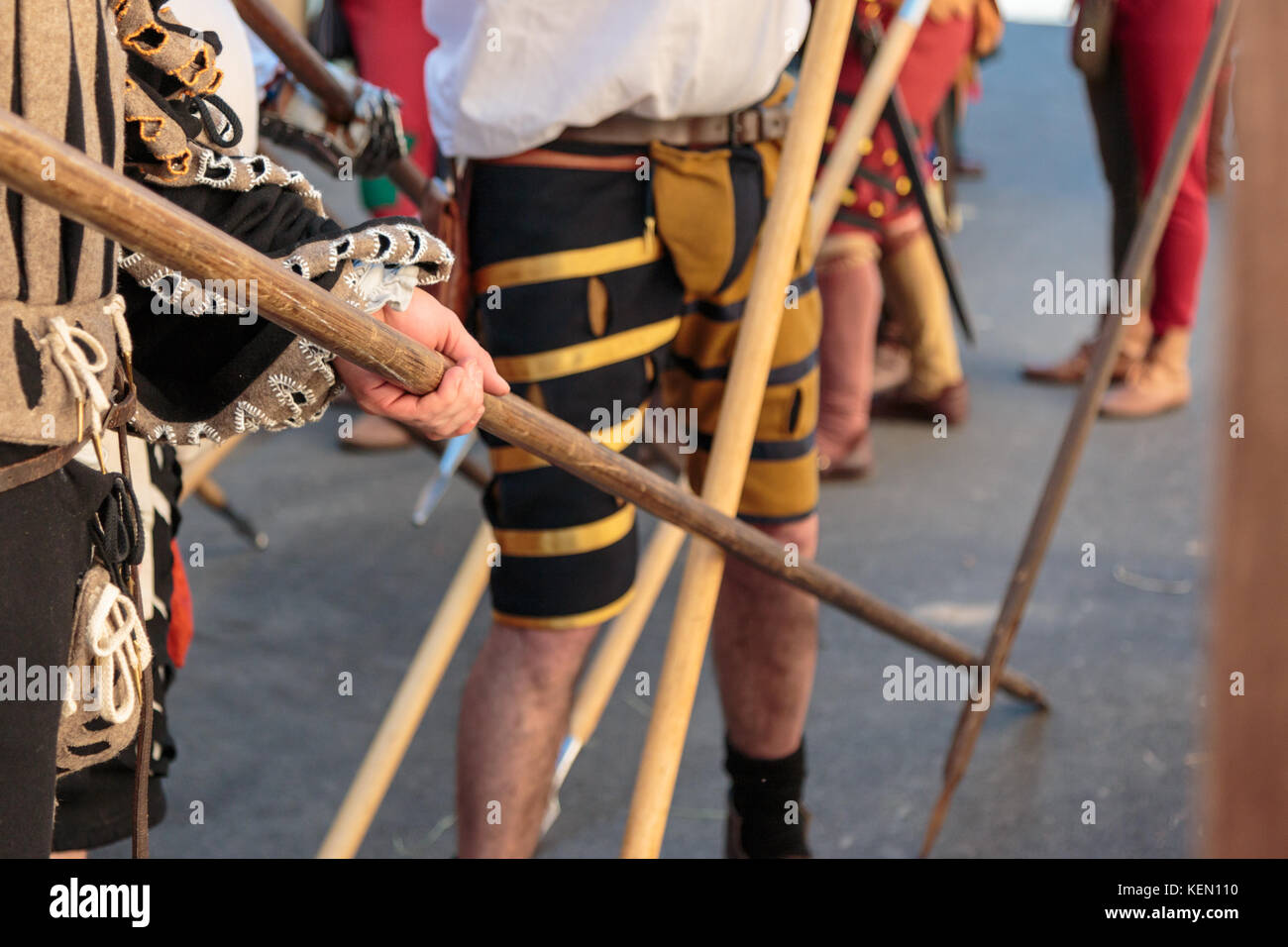 Fight with Medieval European Spears, Pole Weapons: Shafts and Pointed ...