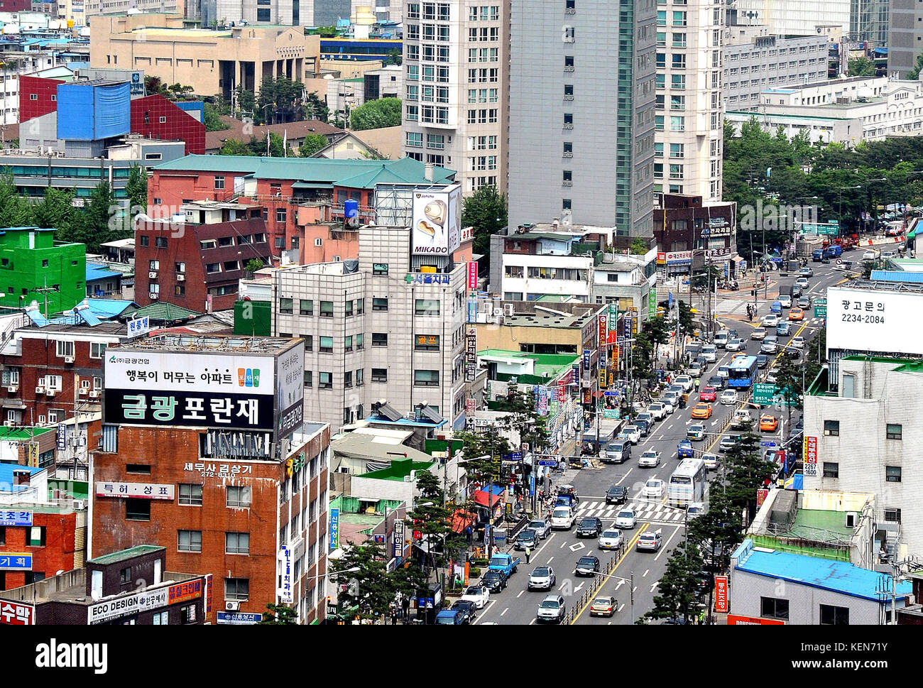 street scene, Euljiro 4, Seoul, South Korea Stock Photo - Alamy