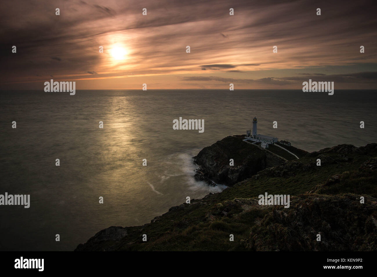 South Stack Lighthouse at sunset, Holy Island, Anglesey, Wales Stock ...
